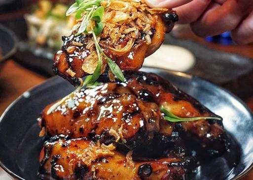 Featured for L'Adresse