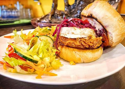 Featured for Dell' Rooster